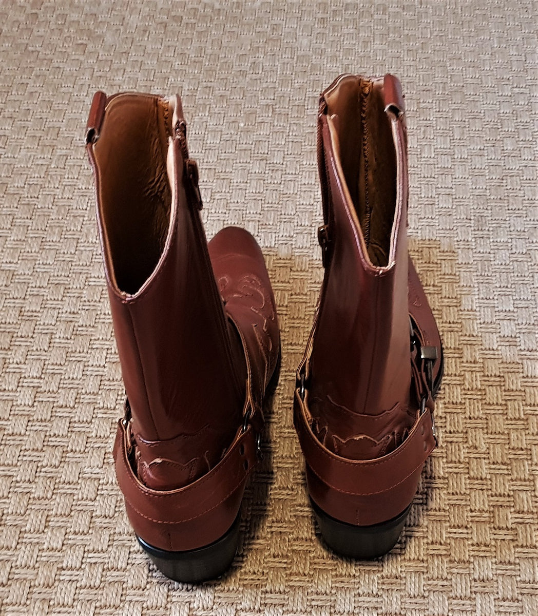 Guciani tan faux leather cowboy boots – The Frockery