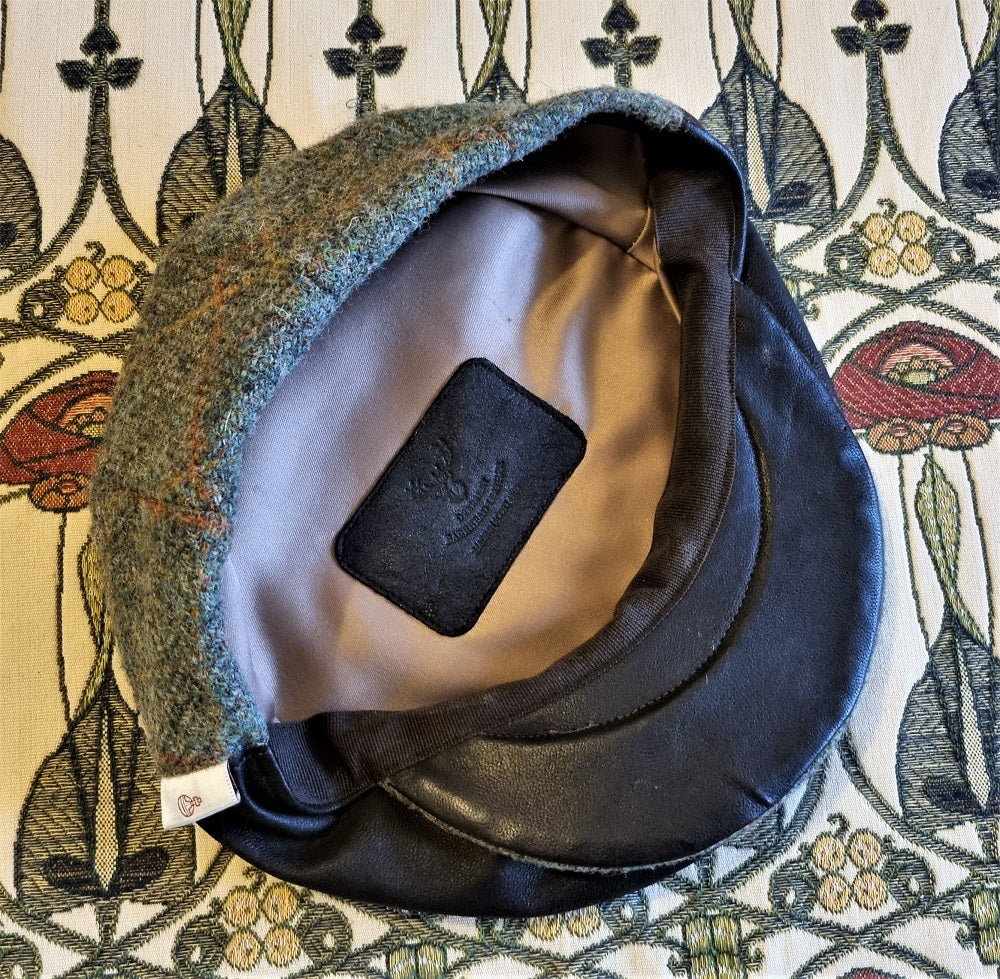 Harris tweed and deer hide cap – The Frockery