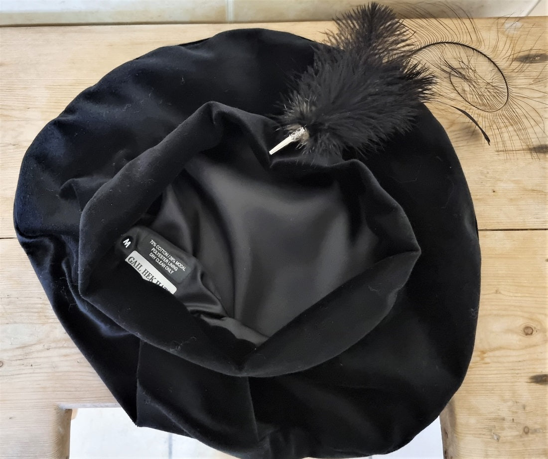 Black velvet Tam O’Shanter beret with feather cockade – The Frockery