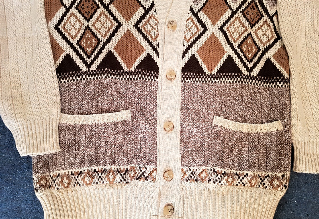 Men’s 70s vintage diamond pattern cardigan – The Frockery