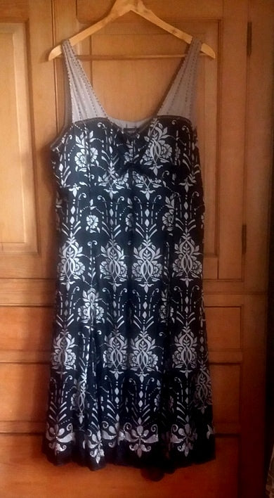 Principles silk art deco print dress – The Frockery