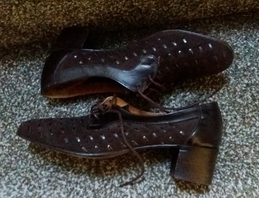 Skerry vintage brown suede lace-up shoes – The Frockery
